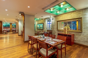 Café da manhã, almoço e jantar