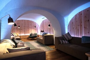Sauna, banho turco, tratamentos corporais, aromaterapia 