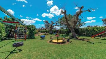 Área de recreio para crianças (ao ar livre)