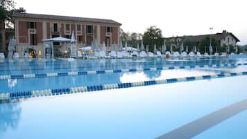 Piscina externa