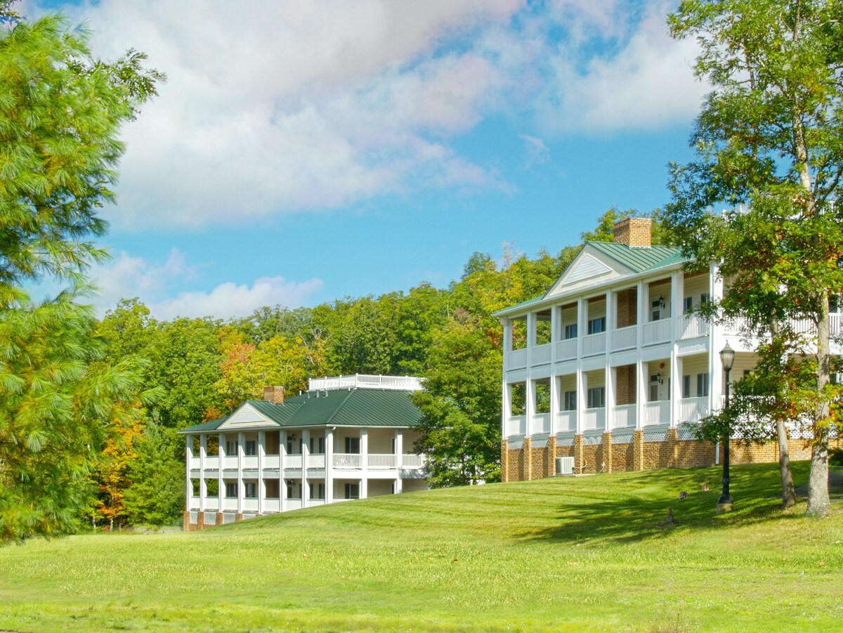The Resort at Glade Springs Reviews, Deals & Photos 2022 - Expedia