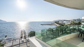 Suite, 1 quarto | Roupa de alta qualidade, minibar, cofre no quarto