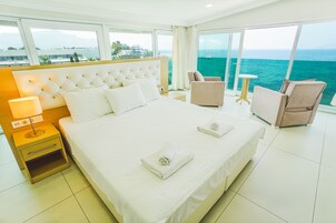 Suíte, 1 quarto | Frigobar, cofres nos quartos, quartos à prova de som, Wi-Fi de cortesia