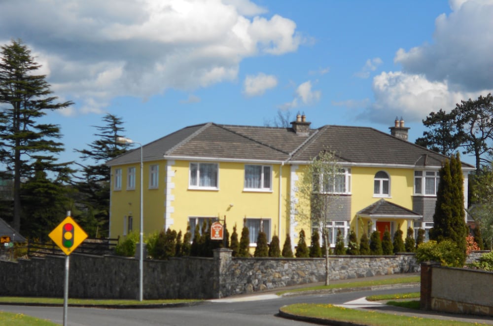 The Yellow House - Meath