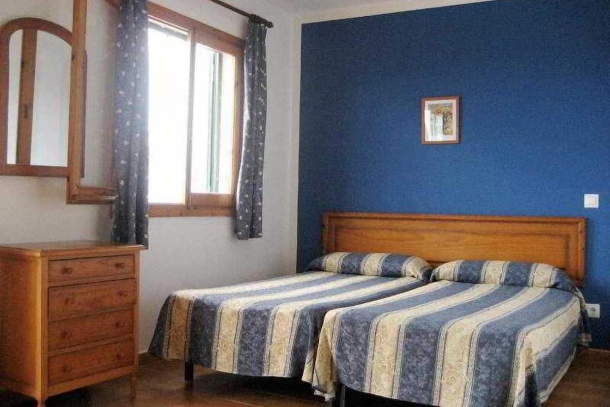 Cofres nos quartos, berços grátis