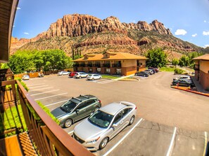 Bumbleberry Inn Reviews, Deals & Photos 2023 - Expedia