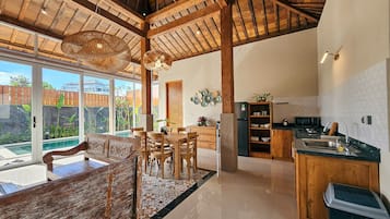 Vila | Área de estar | TV LED