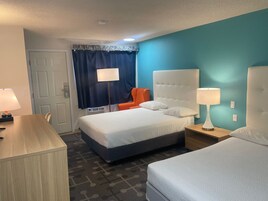 Escrivaninha, espaço de trabalho para notebook, Wi-Fi de cortesia