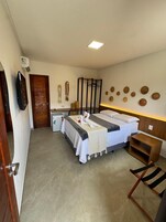 Quarto Duplo Comfort | Minibar, Wi-fi grátis, roupa de cama fornecida