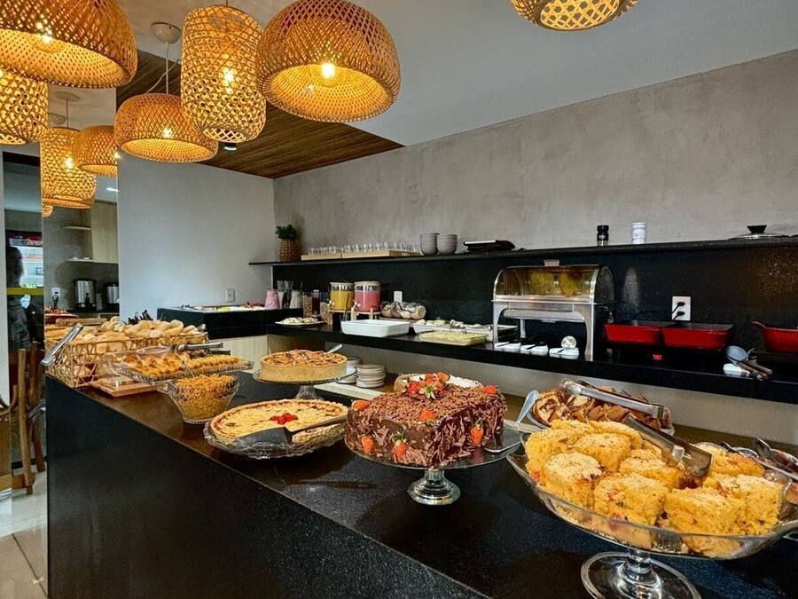 Café da manhã, almoço e jantar