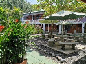 Televisor de 32 polegadas com canais por cabo 