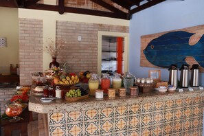 Comida e bebidas