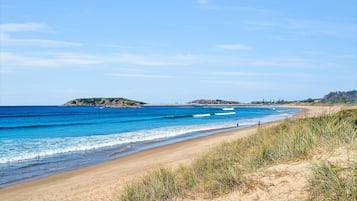Apartamento Familiar, 3 quartos, vista parcial para o oceano, junto ao mar | 1 quarto, com decoração personalizada, com mobília individualizada