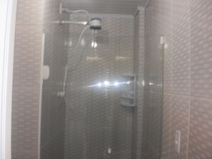 Duche na casa de banho