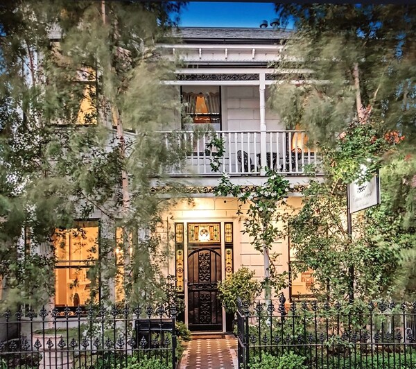 Captain's Retreat Apartments And Cottages - Williamstown