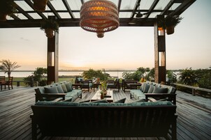 2 restaurantes, pequenos-almoços servidos, cozinha caribenha 