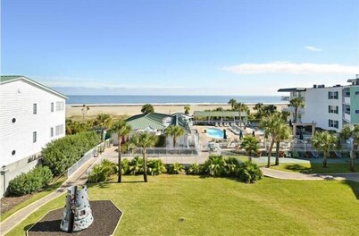 The Gardens at Beachside Colony