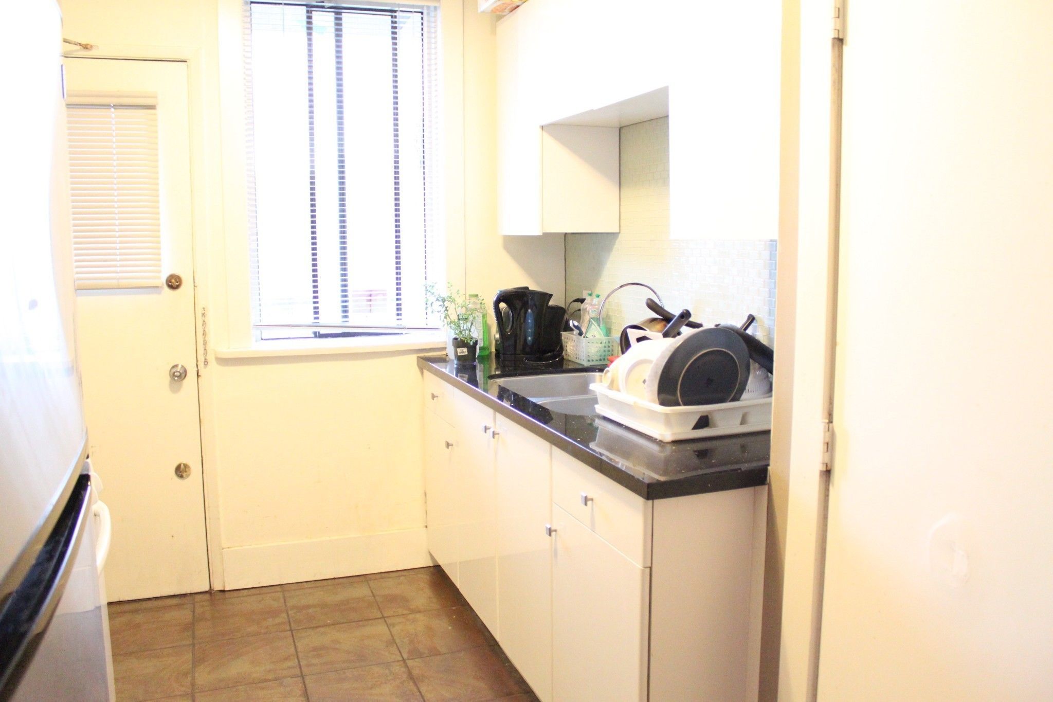 Quarto, 4 quartos, 2 banheiros | Cozinha privada