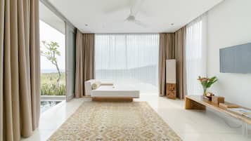 Suite Panorâmica, banheira de hidromassagem, vista para o mar (Varda Deluxe Double Room) | Vista para a montanha
