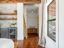 Cabana de Madeira Deluxe, várias camas | Roupa de alta qualidade, com mobília individualizada