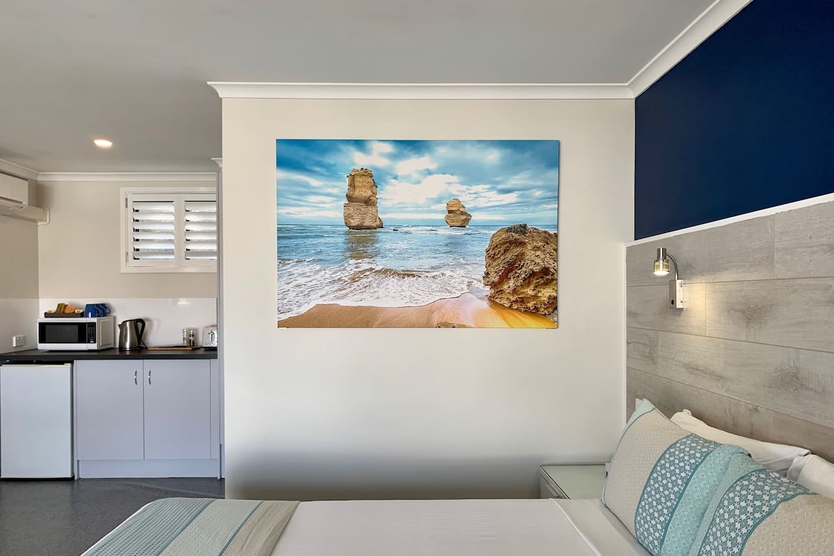 Quarto Twin Standard | 2 quartos, cortinas/cortinados opacos, ferro/tábua de engomar