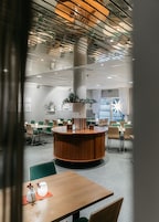 Pequenos-almoços, almoços e jantares servidos 