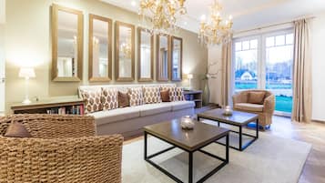 Área de estar no saguão