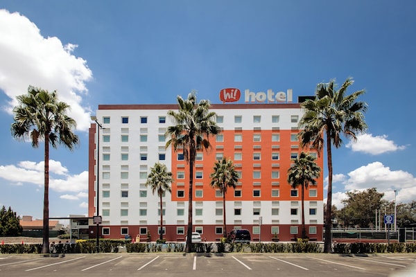 Hotel Hi! Zapopan - Zapopan
