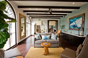 TV LED, dock para iPod