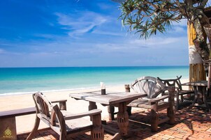 Cozinha tailandesa, com vista para a praia 