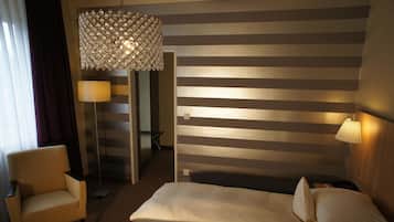 Quarto casal conforto | 1 quarto, roupas de cama premium, frigobar, cofres nos quartos