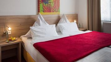 Cofre no quarto, secretária, Wi-fi grátis, roupa de cama fornecida