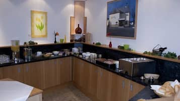 Café da manhã e jantar, culinária regional