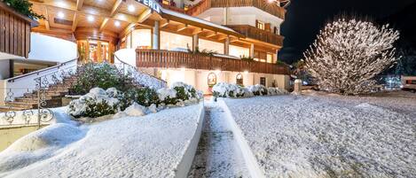 Fachada da propriedade