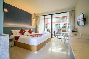 1 quarto, cofre no quarto, secretária, cortinas/cortinados opacos 