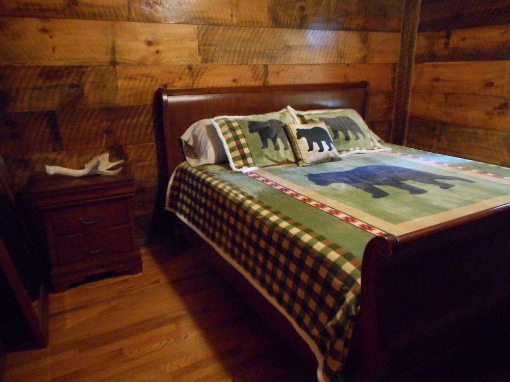 Post And Beam Cabin With King And Bunk - Maine