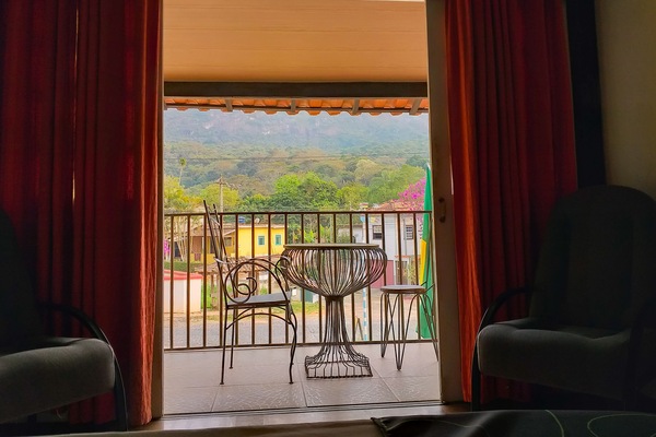 Quarto triplo standard, varanda coberta | Vista do quarto