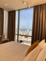 1 quarto, roupas de cama premium, frigobar, cofres nos quartos