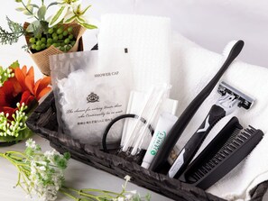 Chuveiro/banheira combinados, produtos de toalete grátis