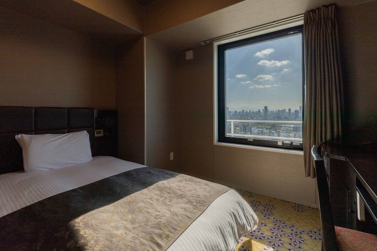 Quarto Individual, não fumadores (High Floor) | Ferro/tábua de engomar, Wi-fi grátis, roupa de cama fornecida 