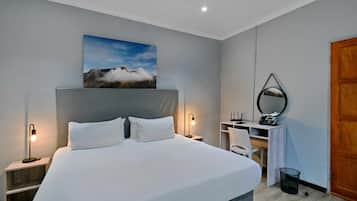 Quarto executivo | Roupas de cama premium, escrivaninha, Wi-Fi de cortesia, roupa de cama