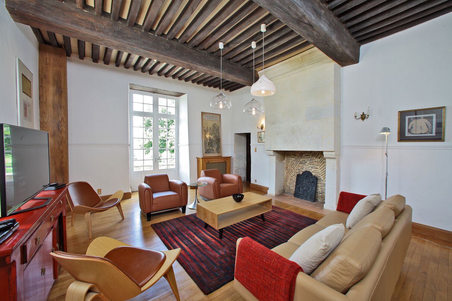 Stunning Chateau, Built In 1611, Beautifully Renovated, Furnished And Equipped. - Dordogne