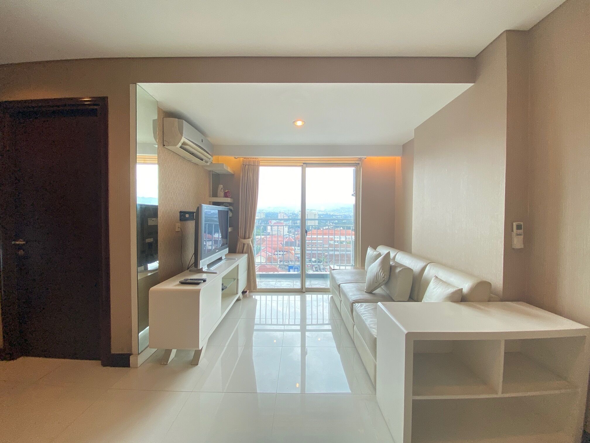 Quarto | Área de estar | TV