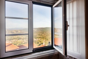 Casa, 3 quartos, não fumadores | Ferro/tábua de engomar, berços/camas para crianças 