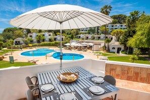 Apartamento família, 2 quartos | Vista da sacada