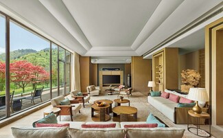 Suite Presidencial, 1 cama king-size (Connecting Rooms) | Edredões de penas, minibar, cofre no quarto, secretária 