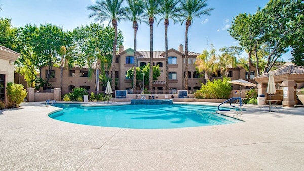 New Listing! Remodeled Condo In North Scottsdale! - Scottsdale, AZ