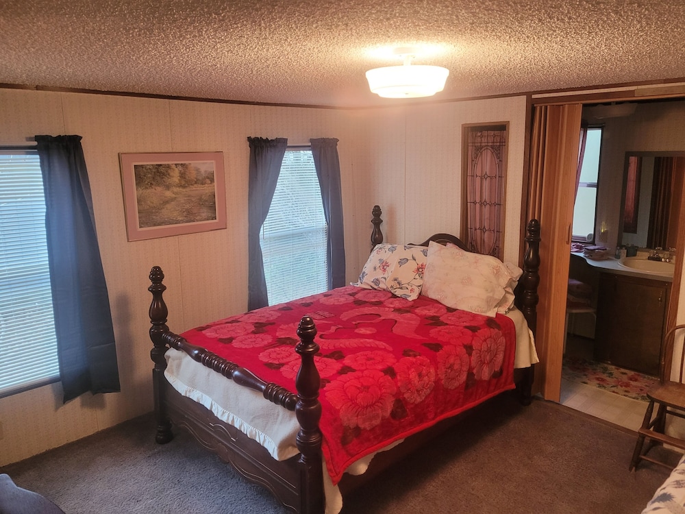 Looking For A Quiet Place Near Holden Beach... Look No Further - North Carolina