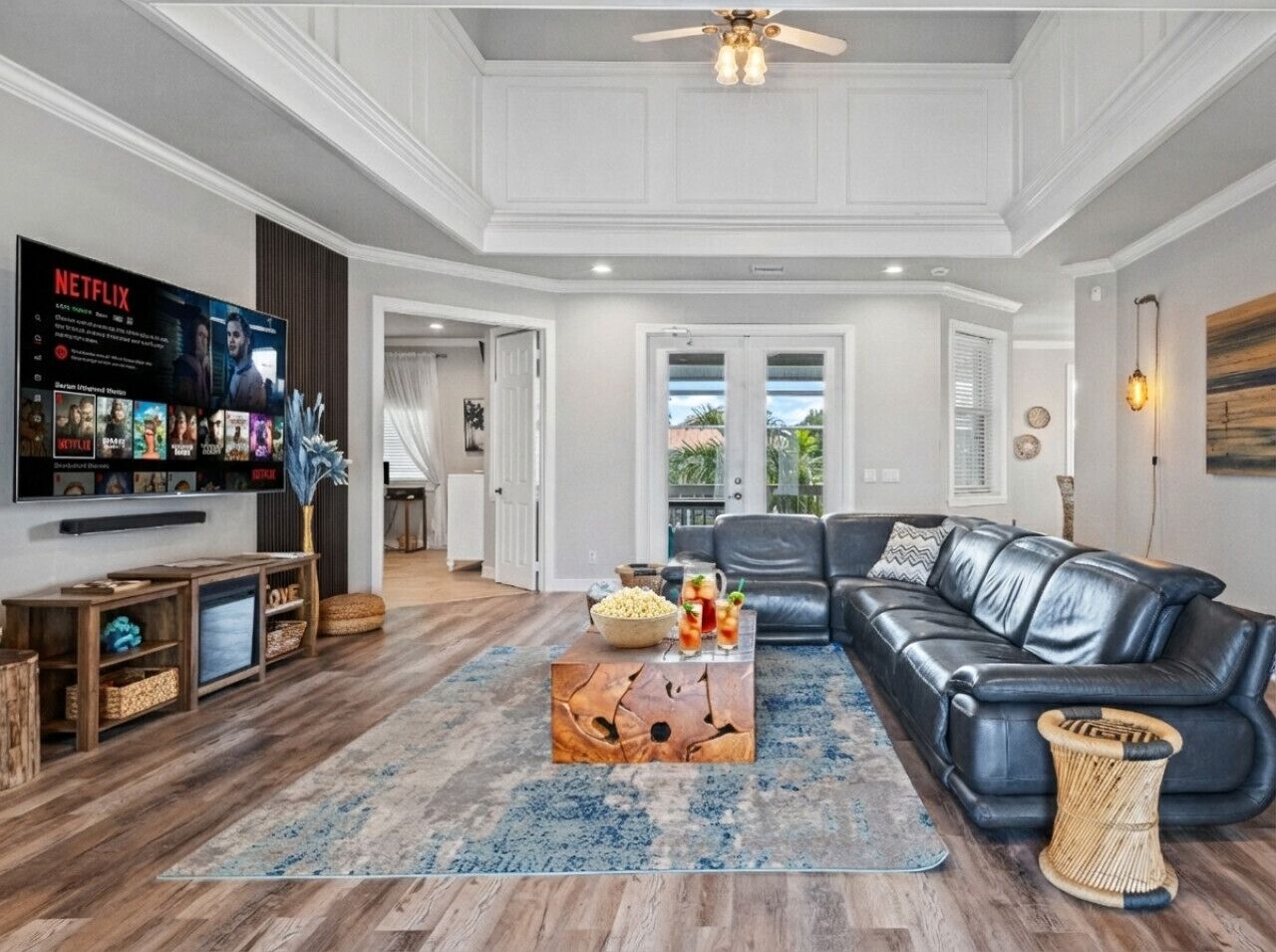 Waterfront Key West Retreat |Heated Pool| Dock|bbq - Marco Island, FL