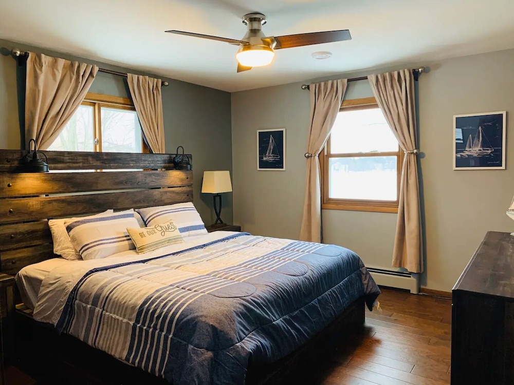 Home W/ Hot Tub, Game Room, Sauna On Lake Wausau Near Granite Peak - Wausau, WI